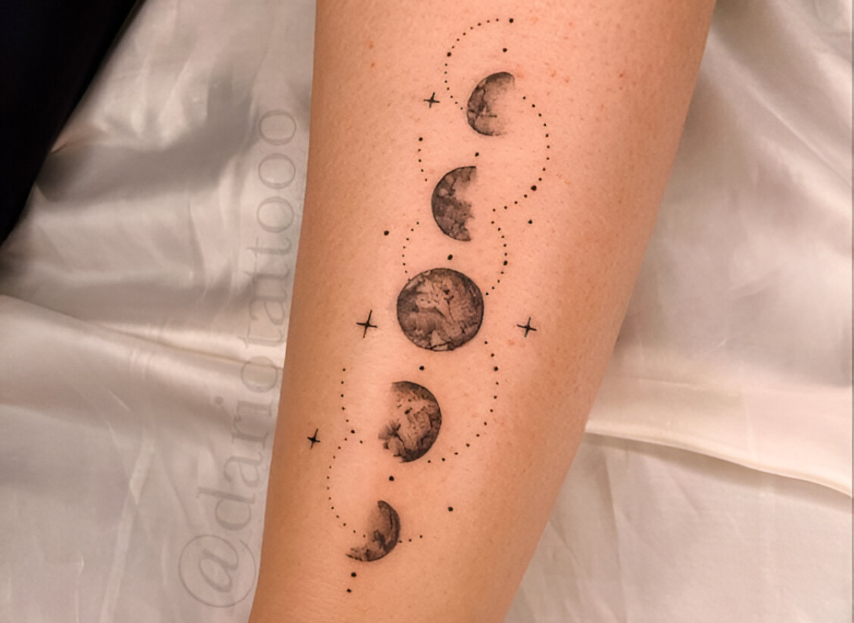 30 Magical Moon Tattoo Ideas That Are The Epitome Of Femininity - Woman ...