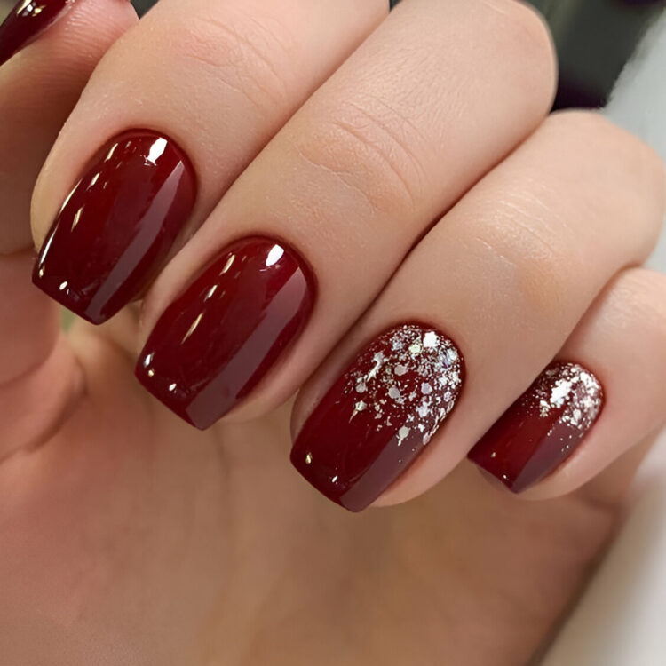 27+ Festive Red Glitter Nails To Make You The Star Of The Show - Woman ...